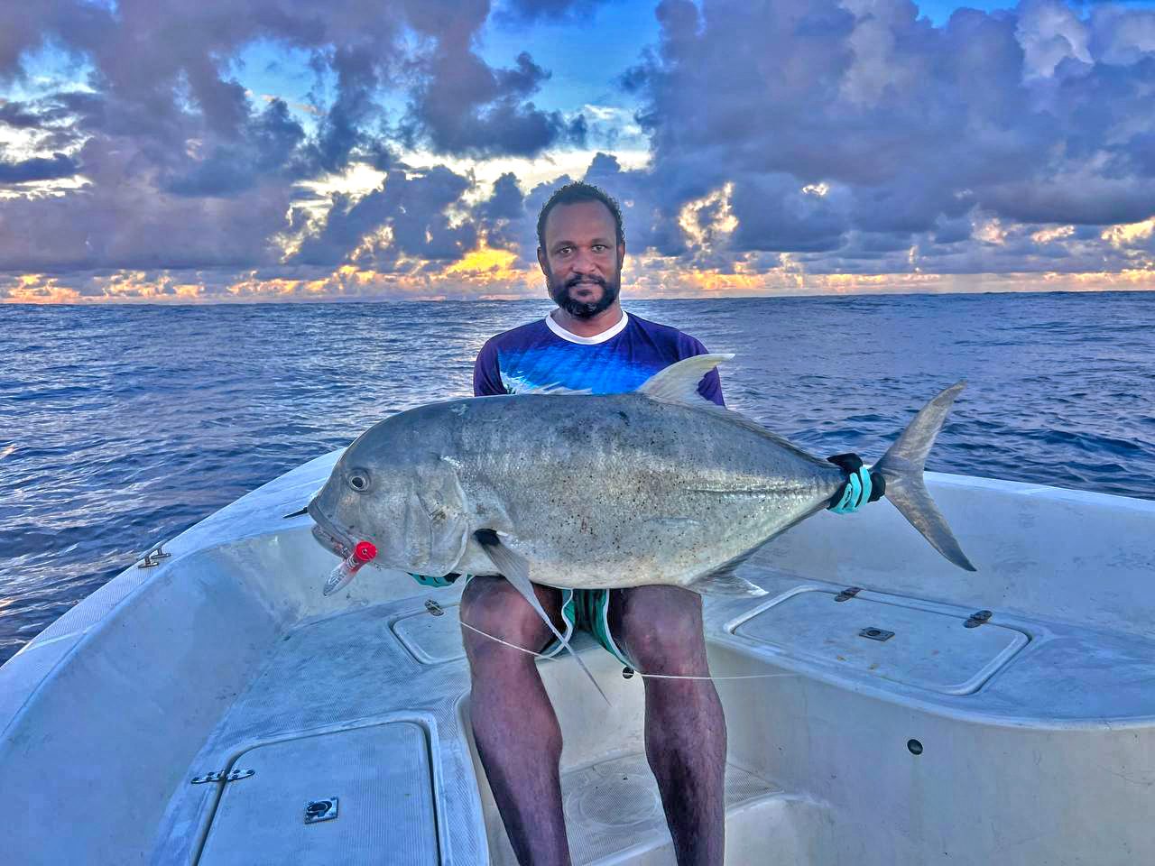 Giant Trevally - monarch of marine fish - Maldives My Islands